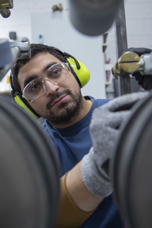 Data and resources for the manufacturing industry - National Safety Council